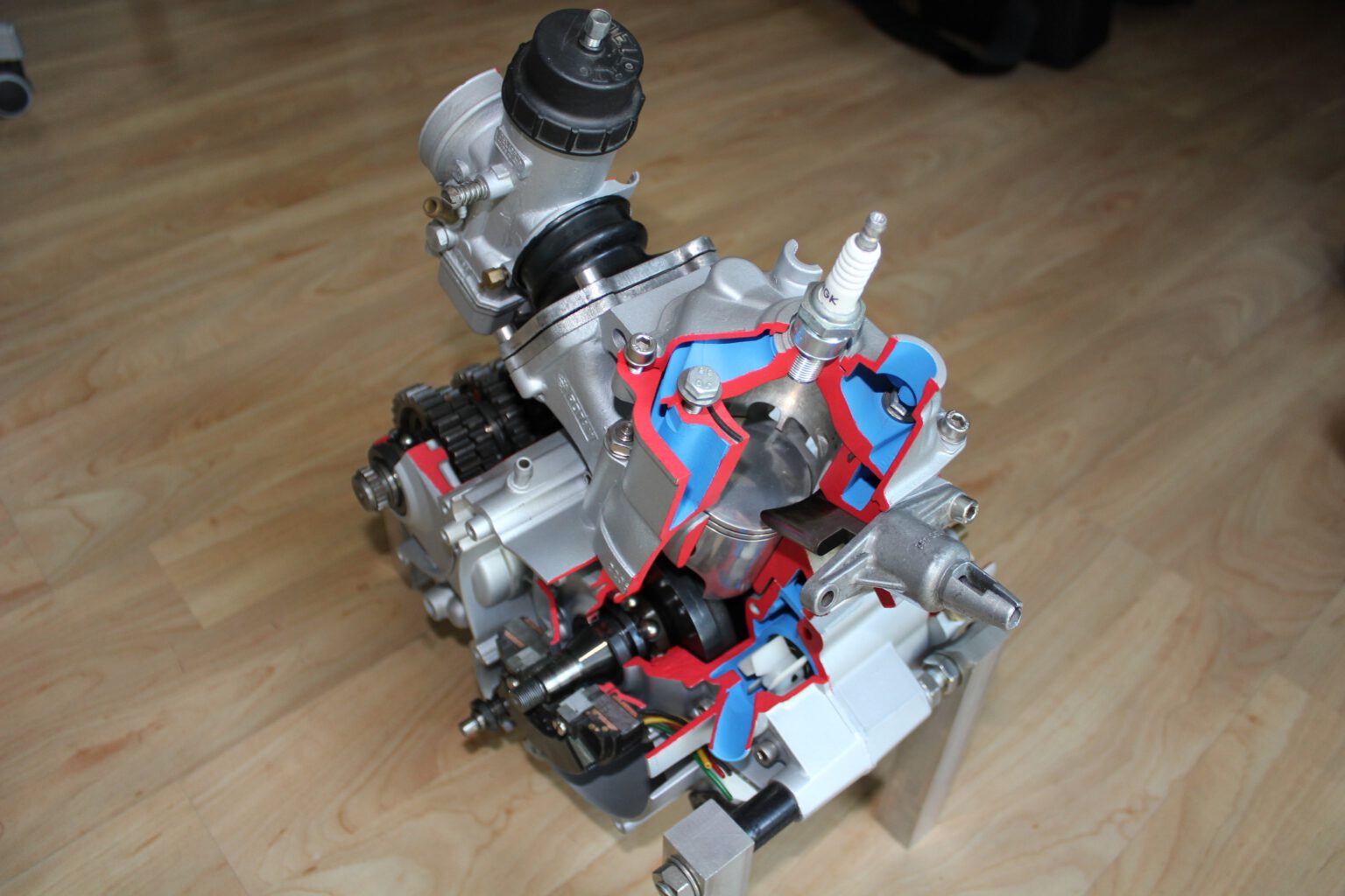 Cutaway Model Rotax 123 - Aprilia RS 125 | Hartrusion