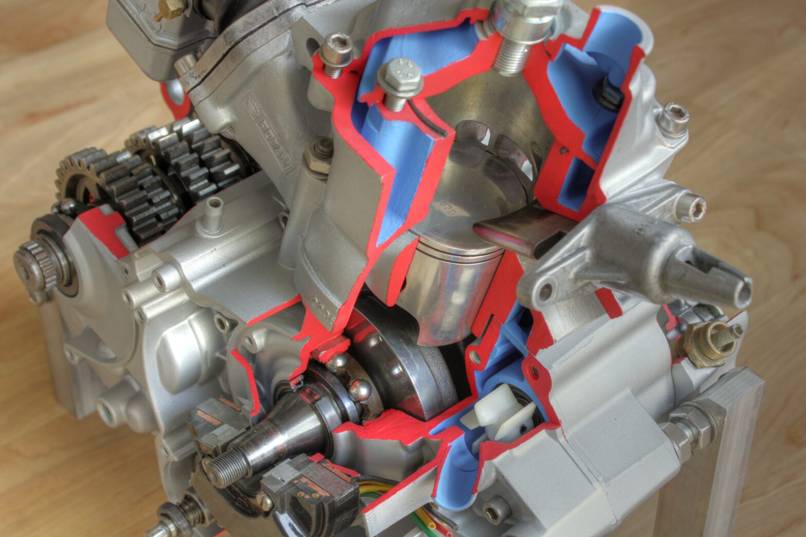 Cutaway Model Rotax 123 - Aprilia RS 125 | Hartrusion