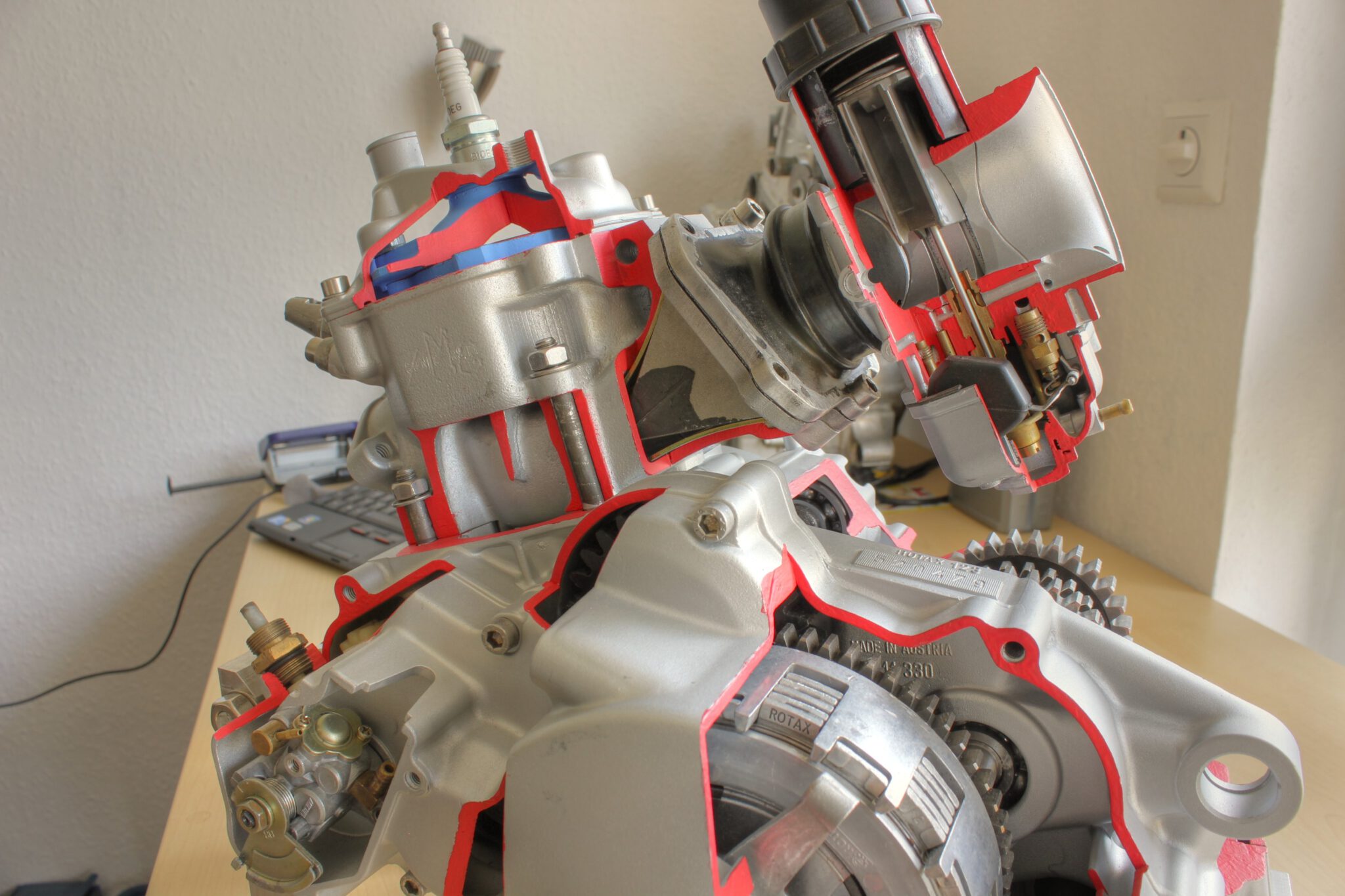 Cutaway Model Rotax 123 - Aprilia RS 125 | Hartrusion